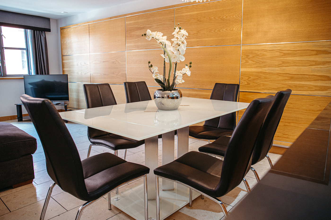 Superior Apartments - Posh Pads